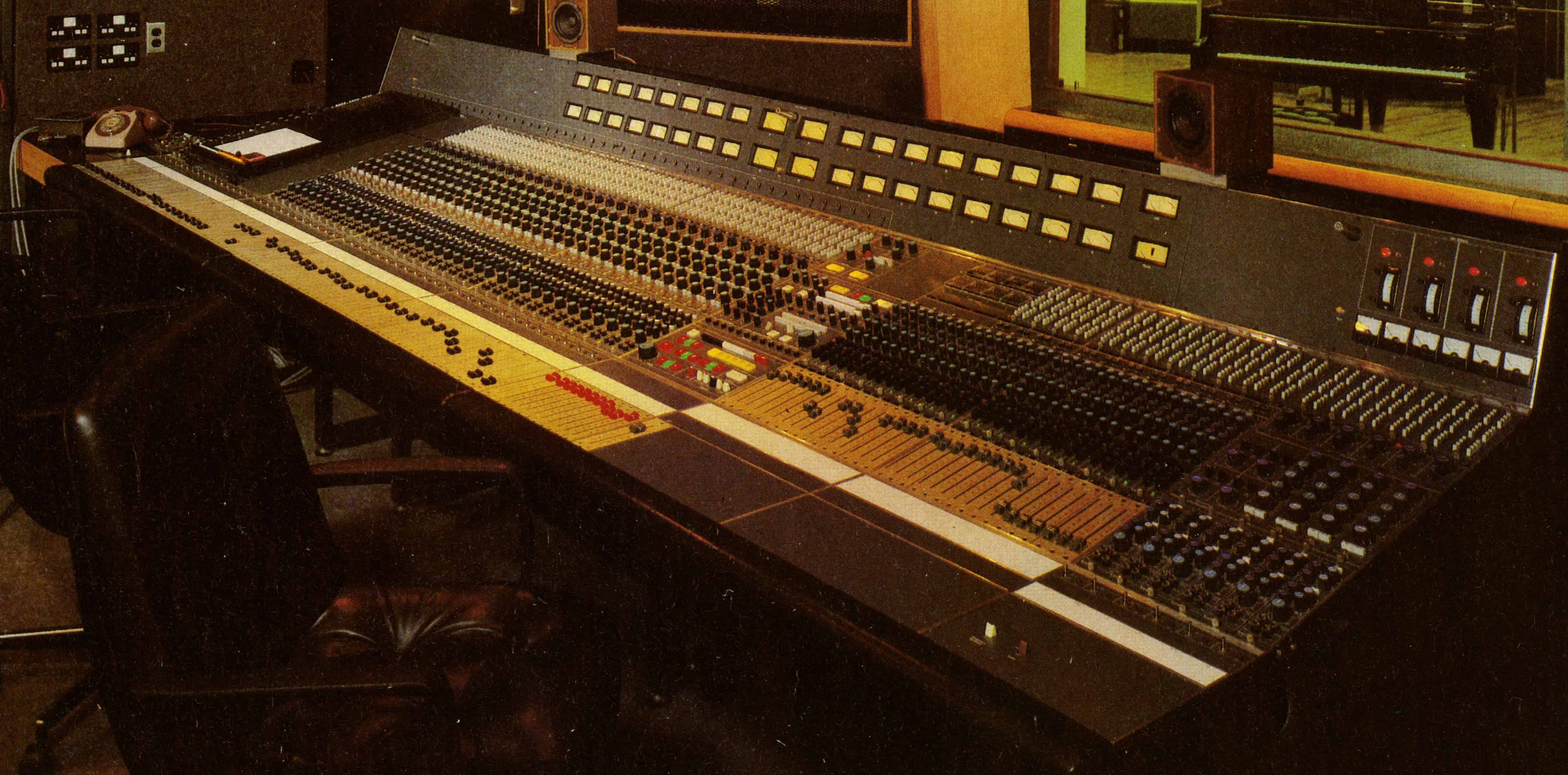 Neve Console - Dan Alexander Audio Neve Console - Dan Alexander Audio